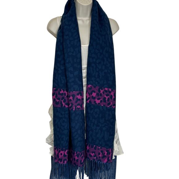 Anna & Ava | Accessories | Anna Ava Animal Print Fringed Oblong Scarf ...
